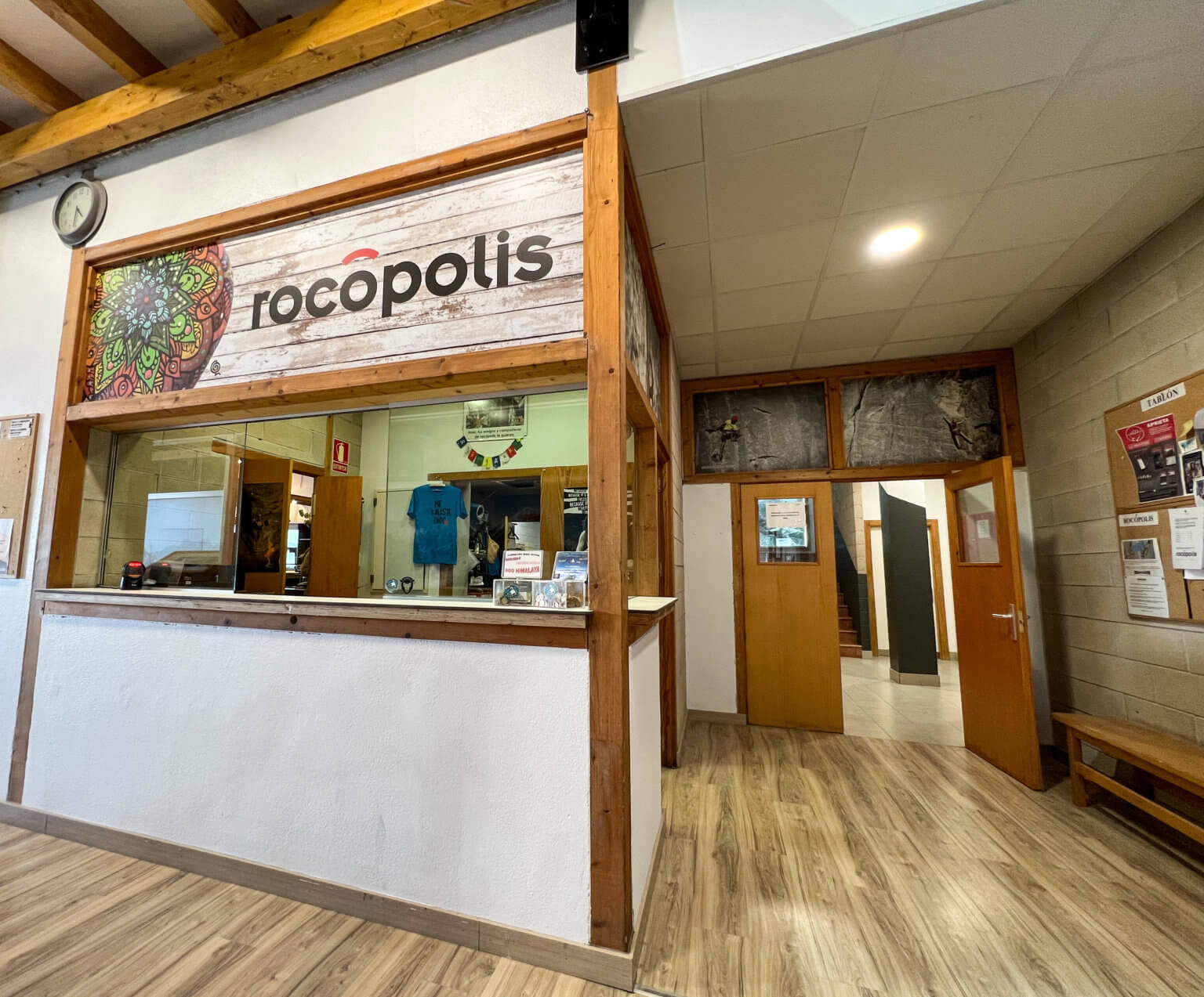 Un rocódromo familiar donde todos tienen cabida | Rocópolis